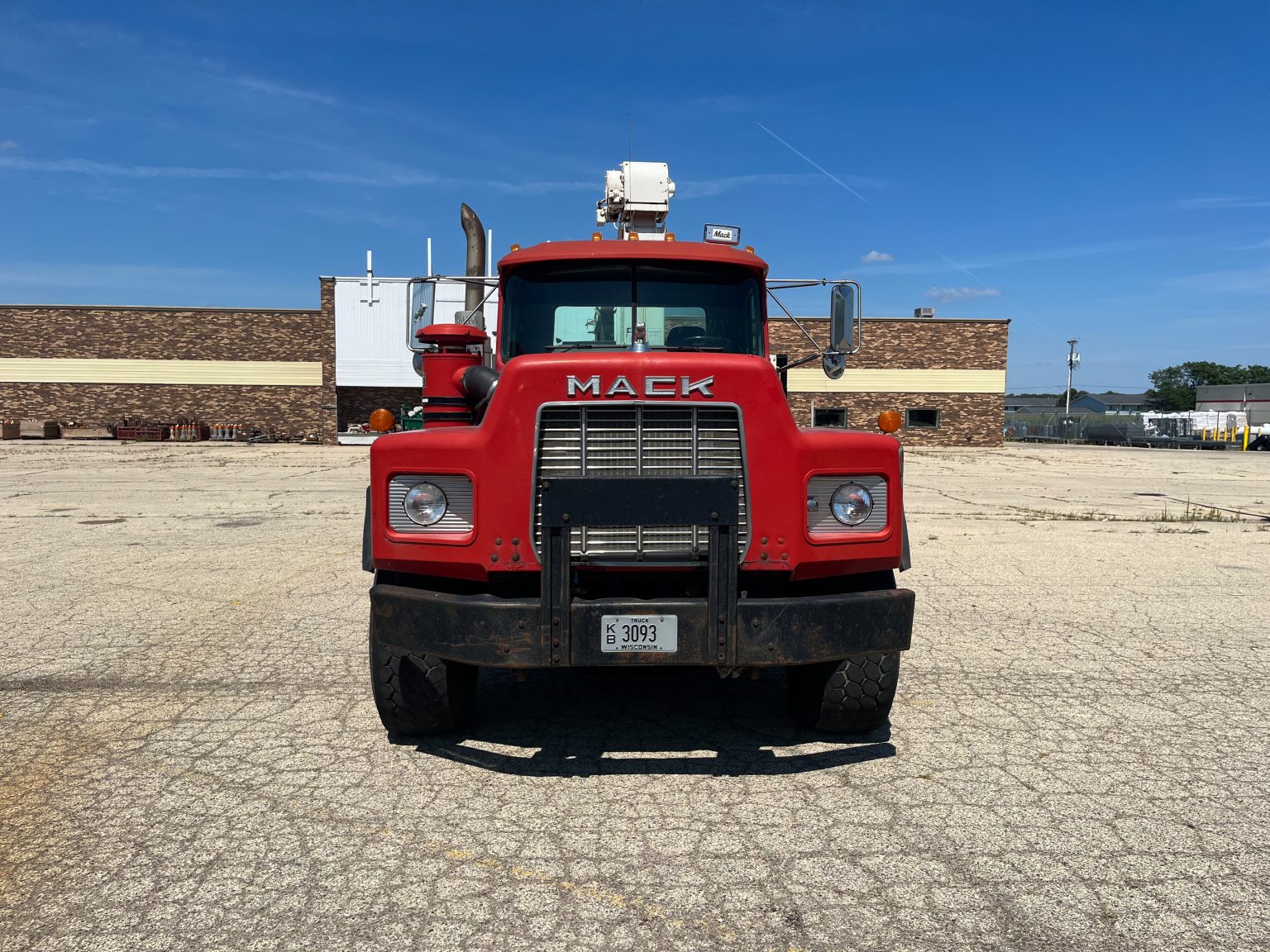 1996 Mack Water Truck – Nest Equipment
